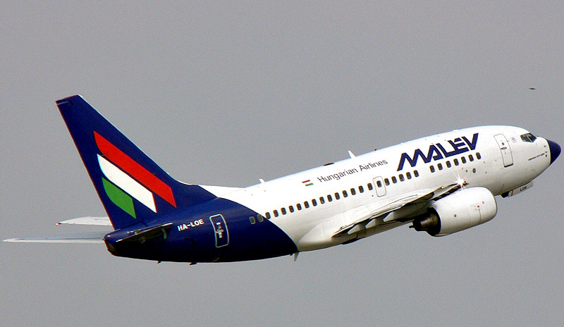 Újra repülnek a Malév gépei - 444
